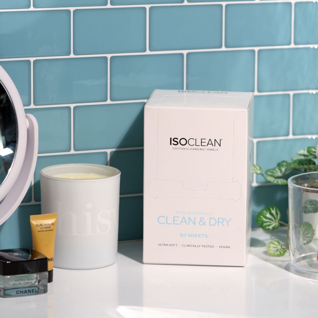 ISOSKIN Cotton Cleansing Towels - 60 sheets | Face the Future